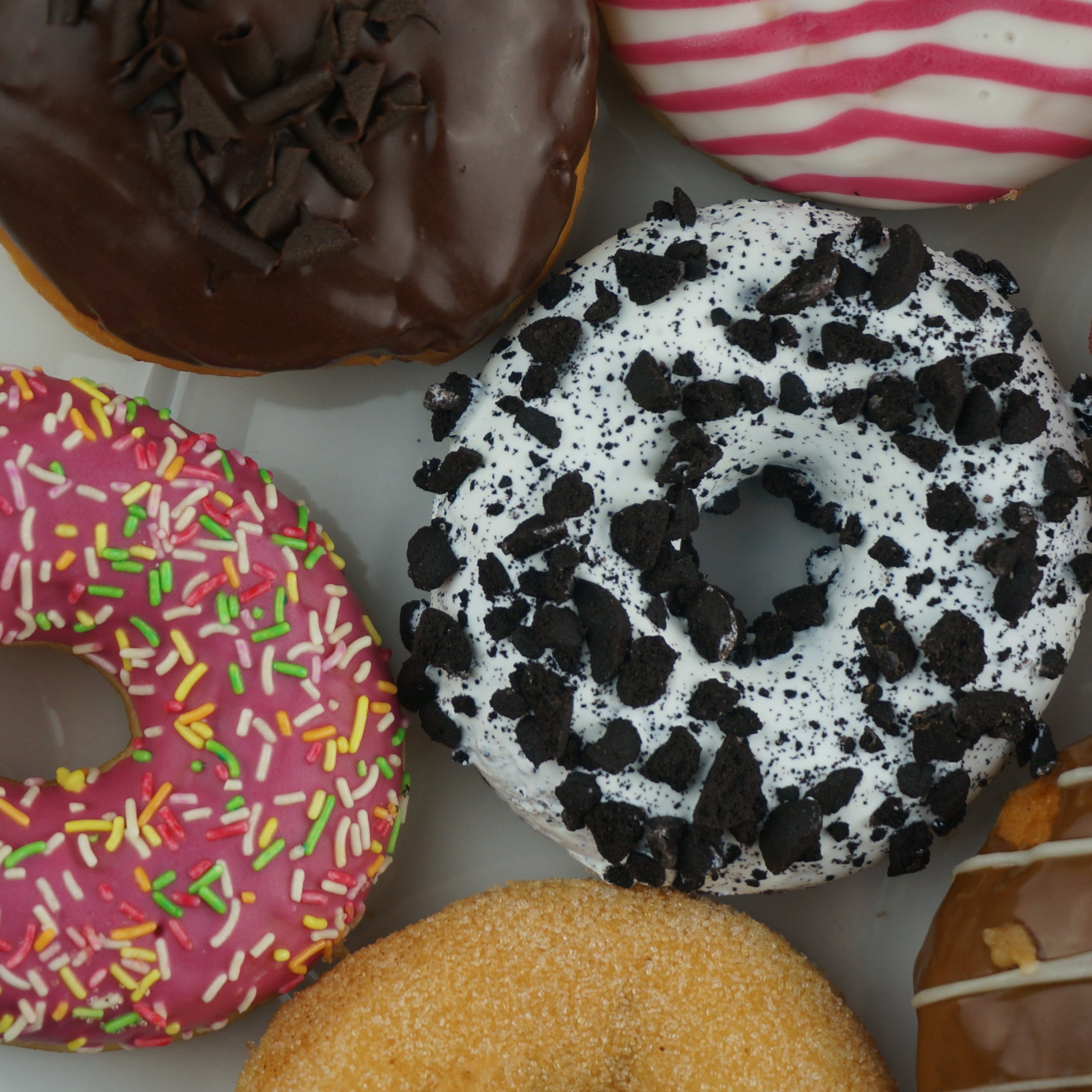 Donut Share Box (mix of 12) – Molloy's Bakery